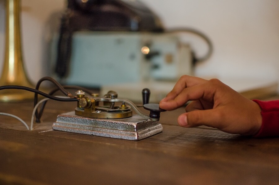 Kto wynalazł telegraf? Historia telegrafii